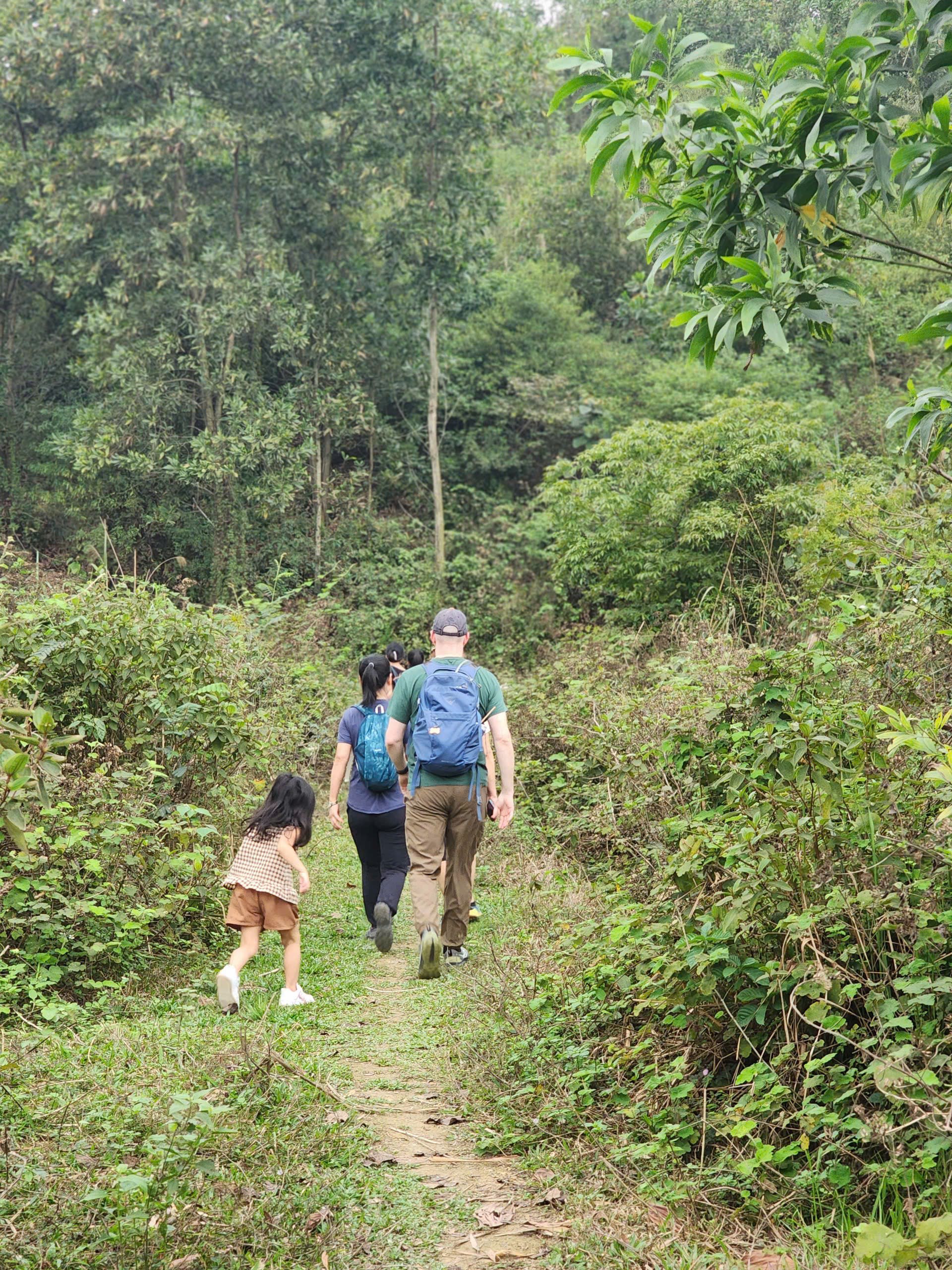 Runs Hash Flash – Hanoi Hash House Harriers