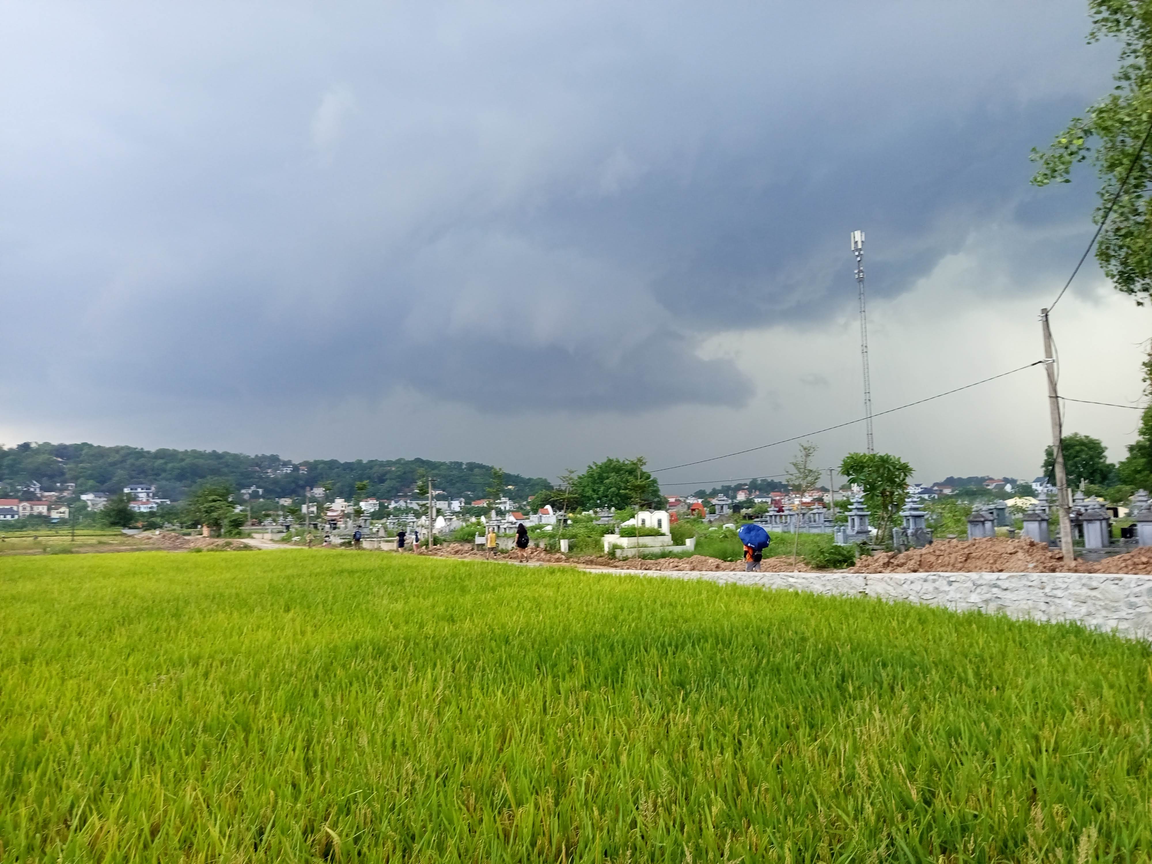 Runs Hash Flash – Hanoi Hash House Harriers